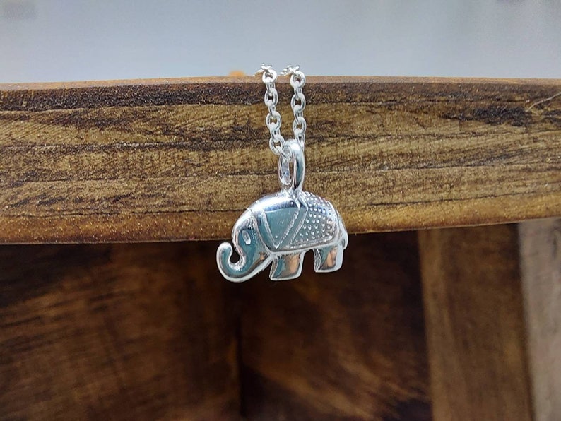 Minimalist Silver Jewelry / Sterling Silver Necklace / - Etsy