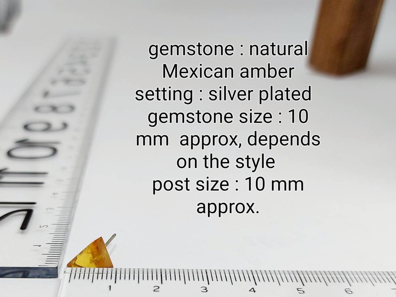 Mexican amber triangle earrings / boho gemstone earrings / | Etsy