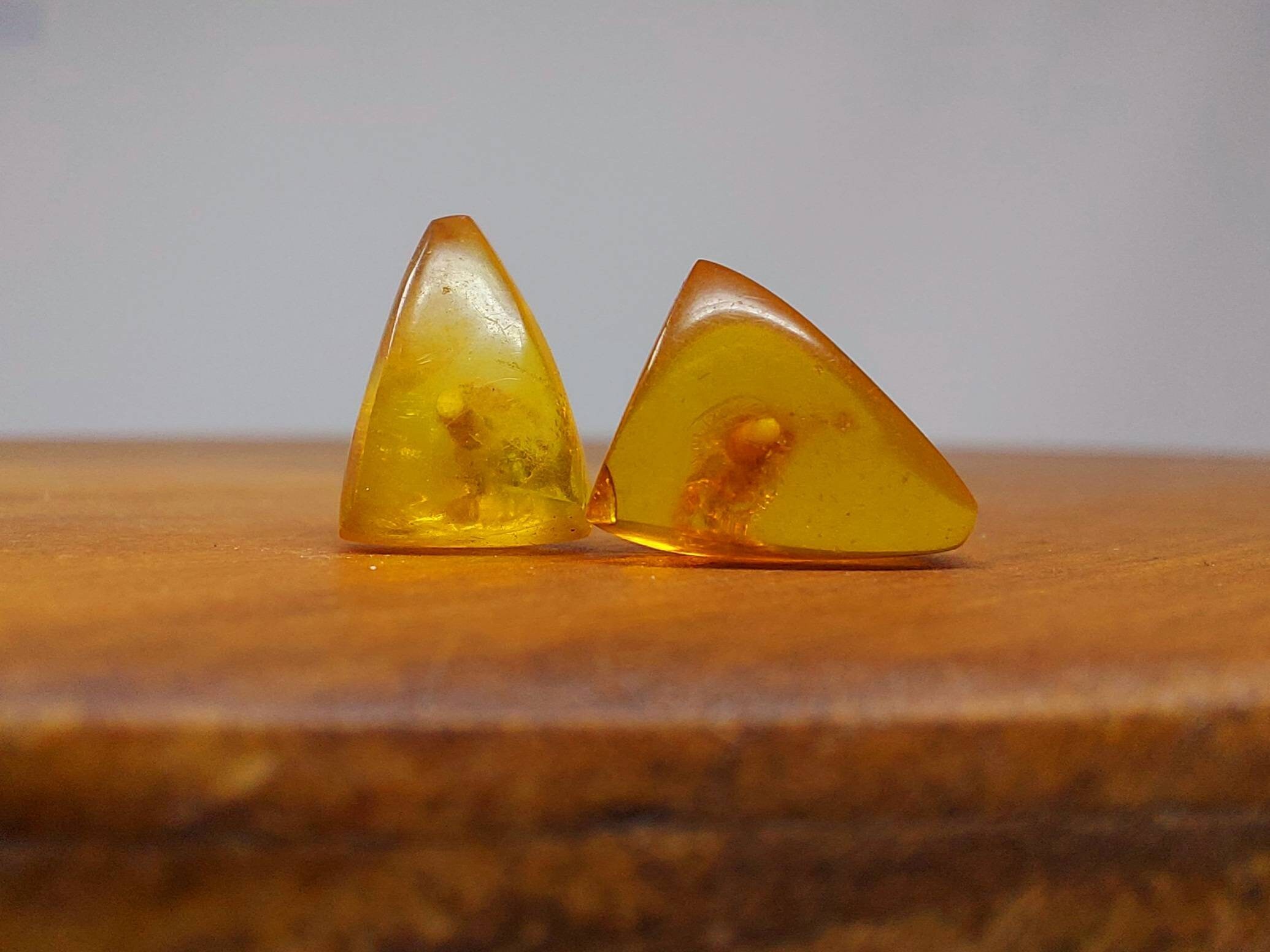 Mexican amber triangle earrings / boho gemstone earrings / | Etsy
