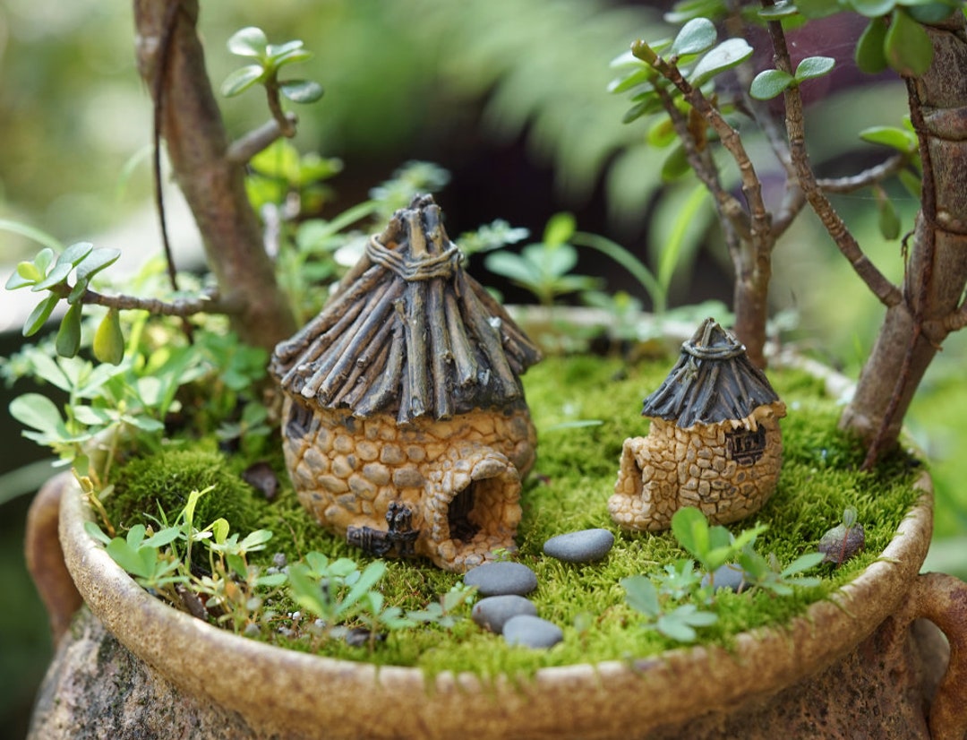 Miniature Mixed Size Dome Thatched Cottage , Fairy Garden Supplies ...
