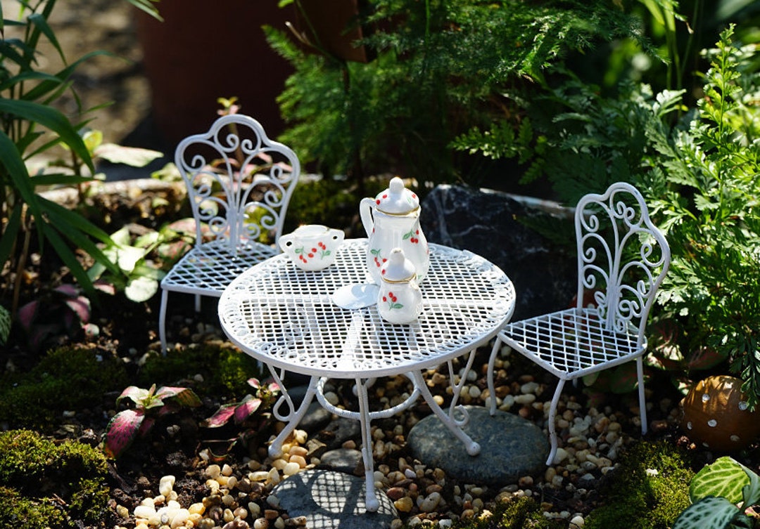 A Set of 6pcs Fairy Garden Accessories Miniature Chairs, Table and ...