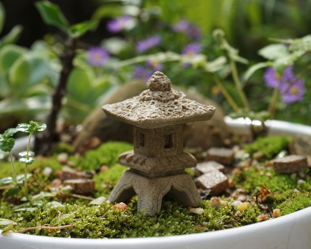 1pcs Miniature Small Square Lantern Stone Lamp Fairy Garden / Fish Tank ...