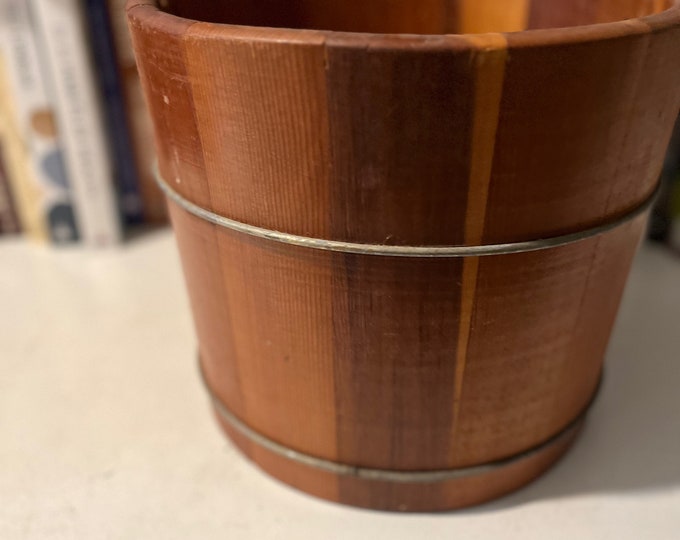 Vintage Woodenware Cedar Bucket by Richmond Cedar Works, Danville, VA ...