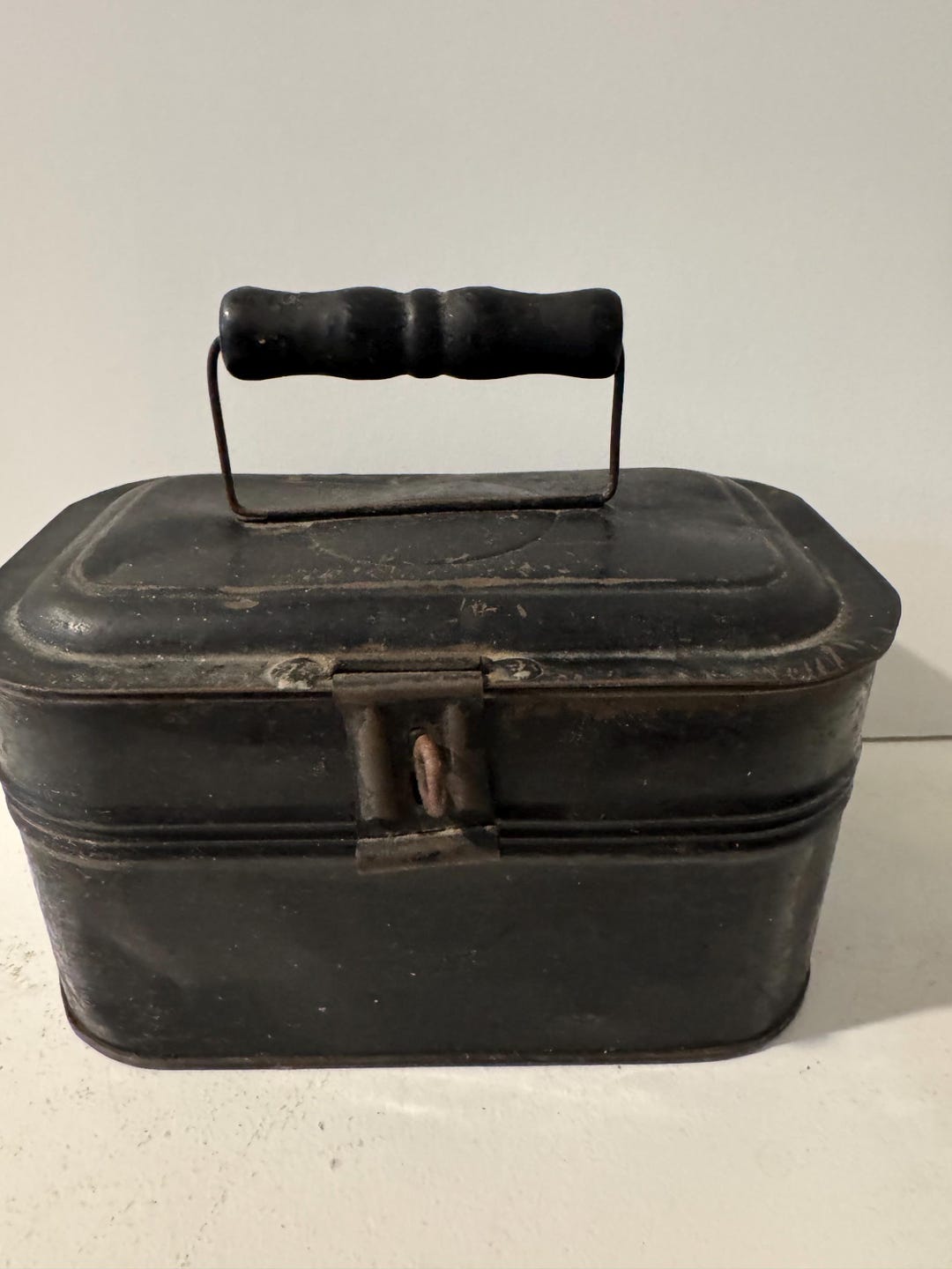 Antique Lunch Box Black Metal With Wood Handle / Lunch Pail Box - Etsy