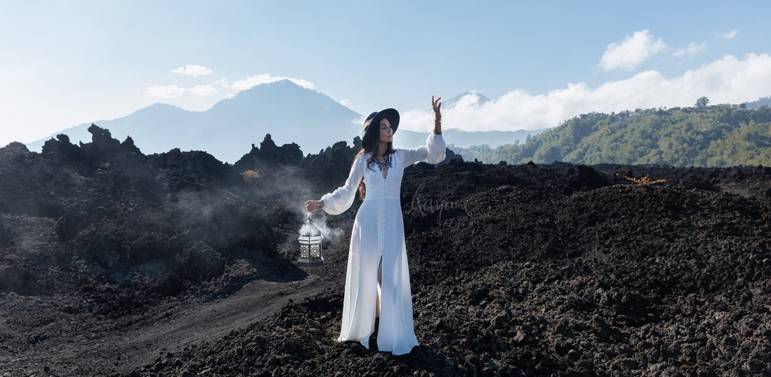 BACKLESS GODDESS DRESS kayame White Priestess Dress Boho - Etsy