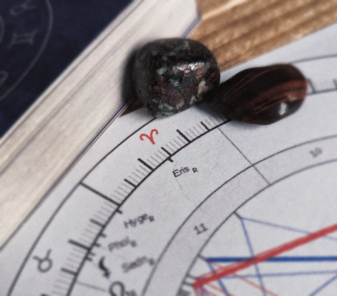 Eris Oracle Reading, the Dark Rebellion Psychic Reading - Etsy