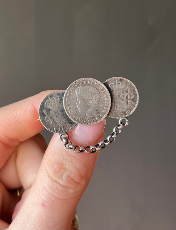 Antique silver coin brooch - Gem