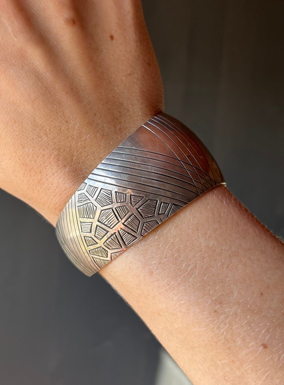 Vintage Native American Sterling Silver - Gem