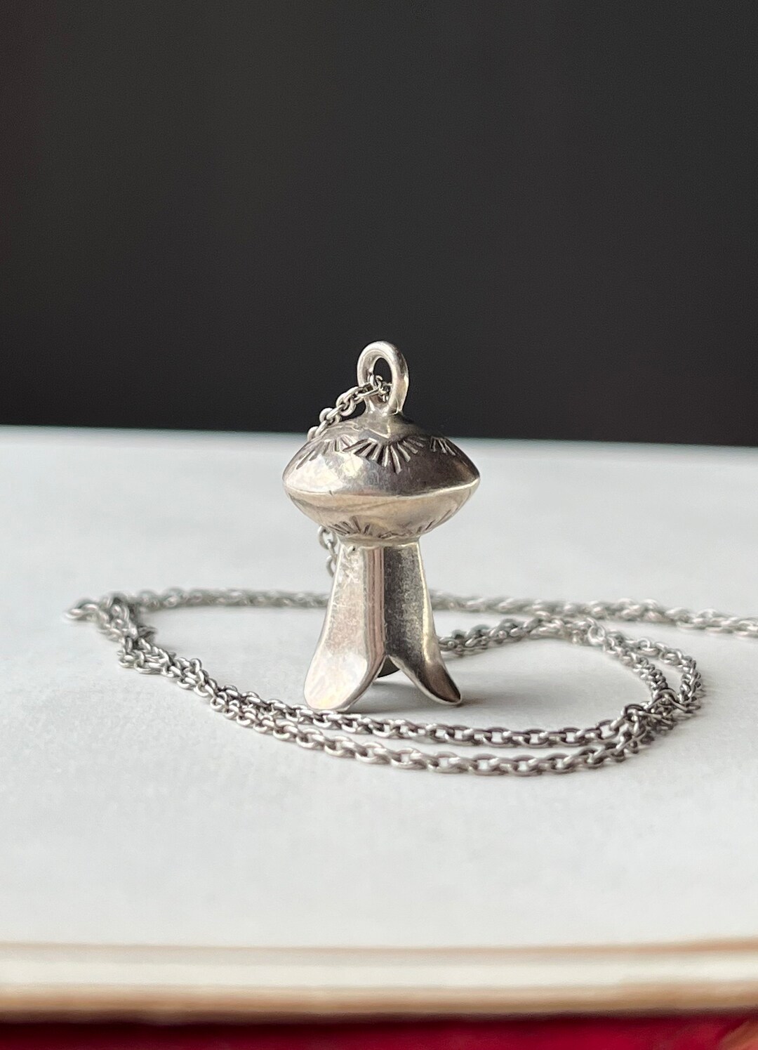 Vintage Native American Navajo Sterling Silver Squash Blossom Chain ...