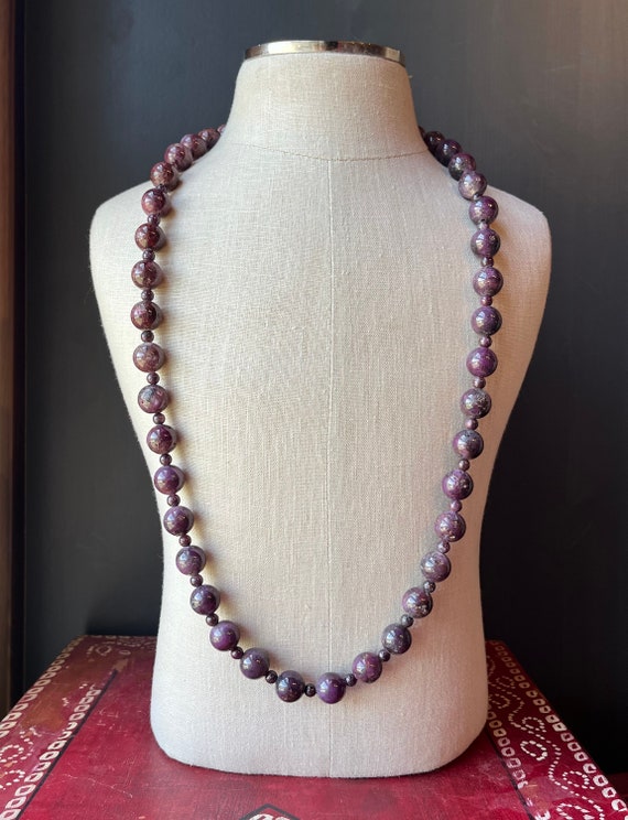 Vintage Purple Red Round Star Ruby Bead Necklace - Gem