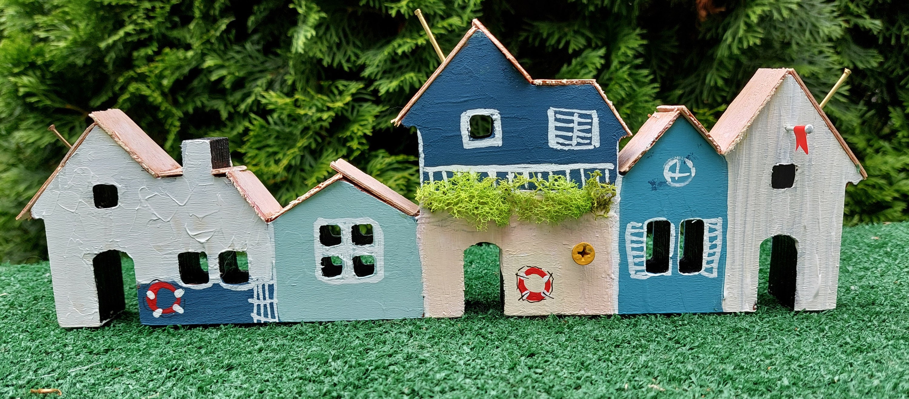 Small Wooden Village, Miniature Wooden Houses, Driftwood Houses, Mini ...