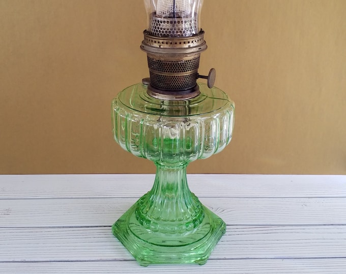Green Antique Oil Lamp Uranium Glass Aladdin Model B Glows - Etsy