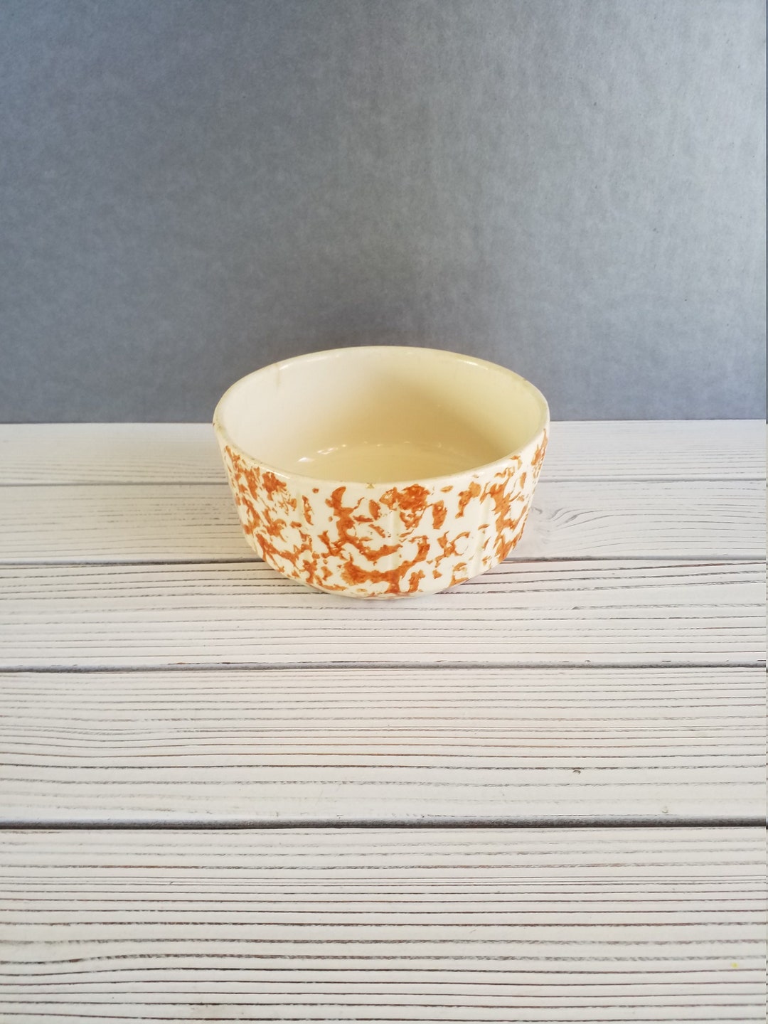 Vintage Spongeware Bowl Tan Cream Speckled Paneled Vintage Pottery ...