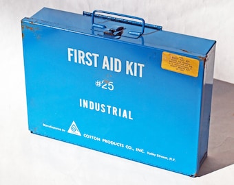Green Metal First Aid Kit Box - Etsy