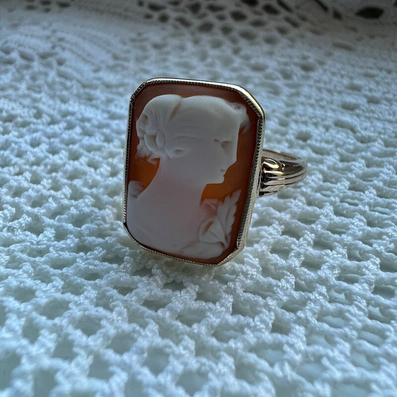 Gold Cameo Ring - Etsy