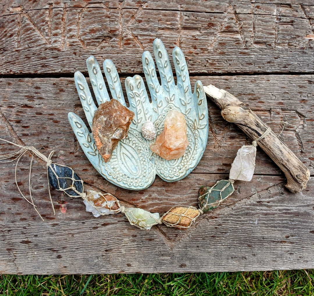TAURUS Hemp Wrapped Raw CRYSTAL Wall Hanging- Rose Quartz, Bloodstone ...