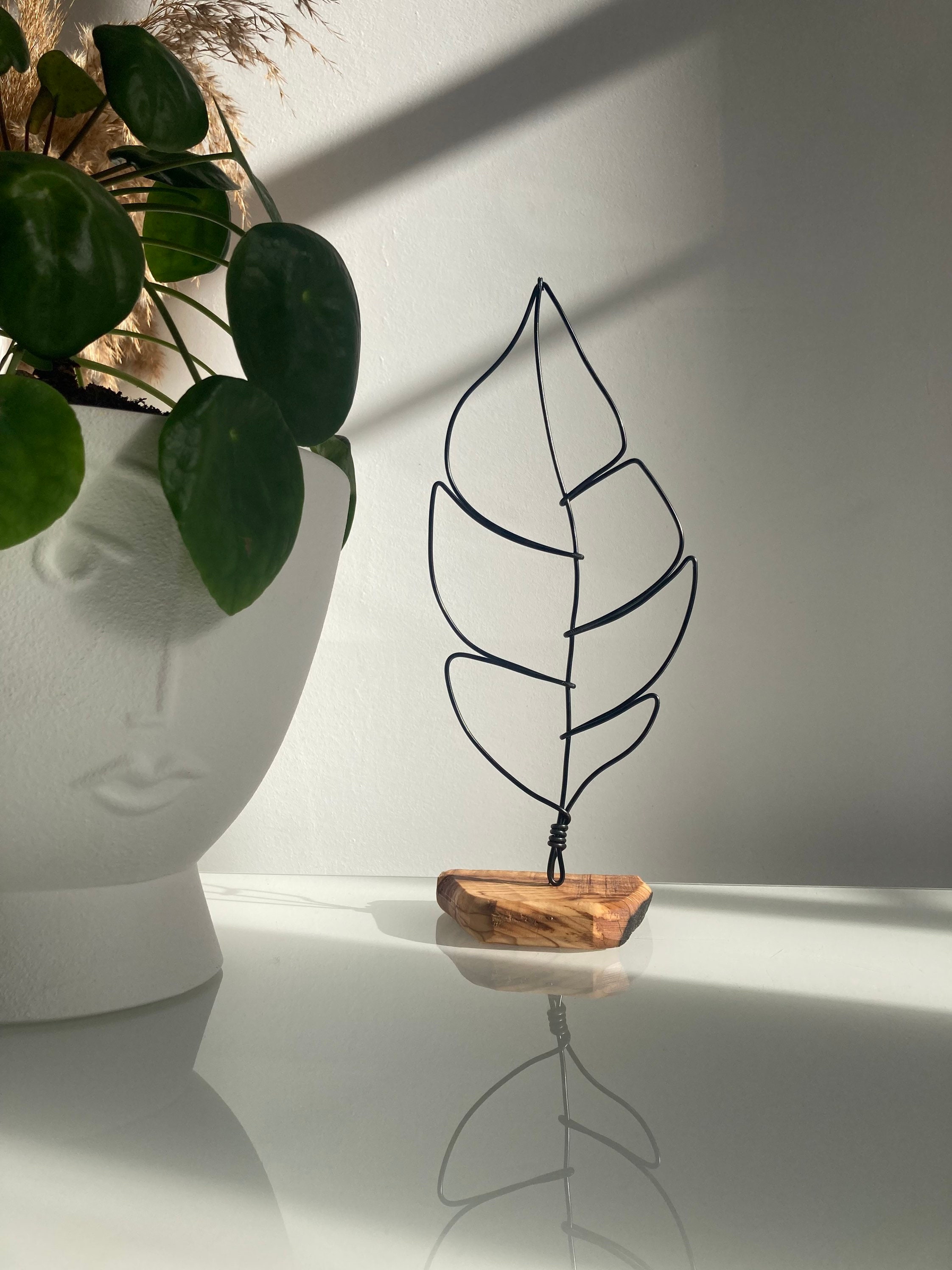 Wire Art Leaf Metal Leaf Desk Decor Office Decor Home | Etsy