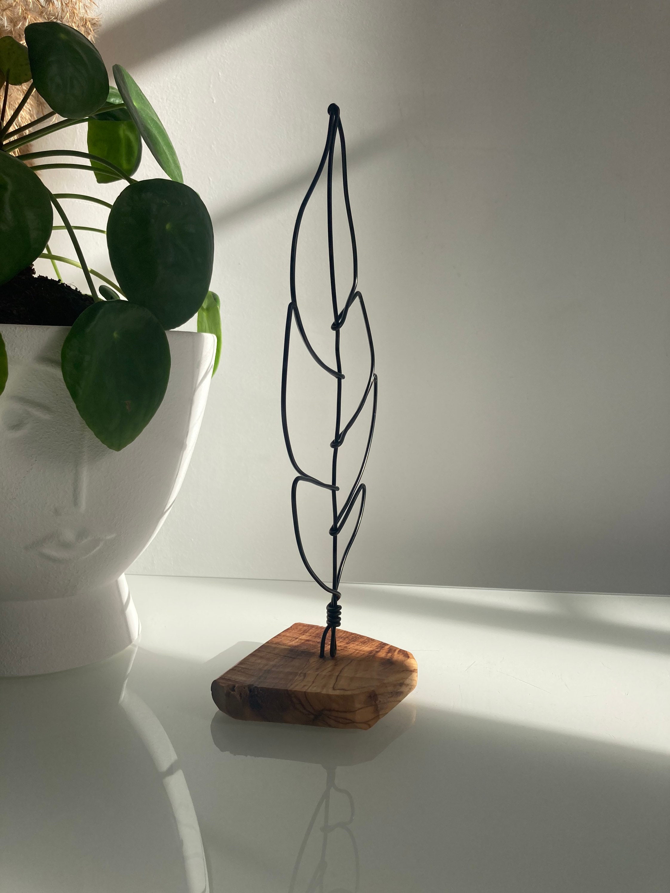 Wire Art Leaf Metal Leaf Desk Decor Office Decor Home | Etsy