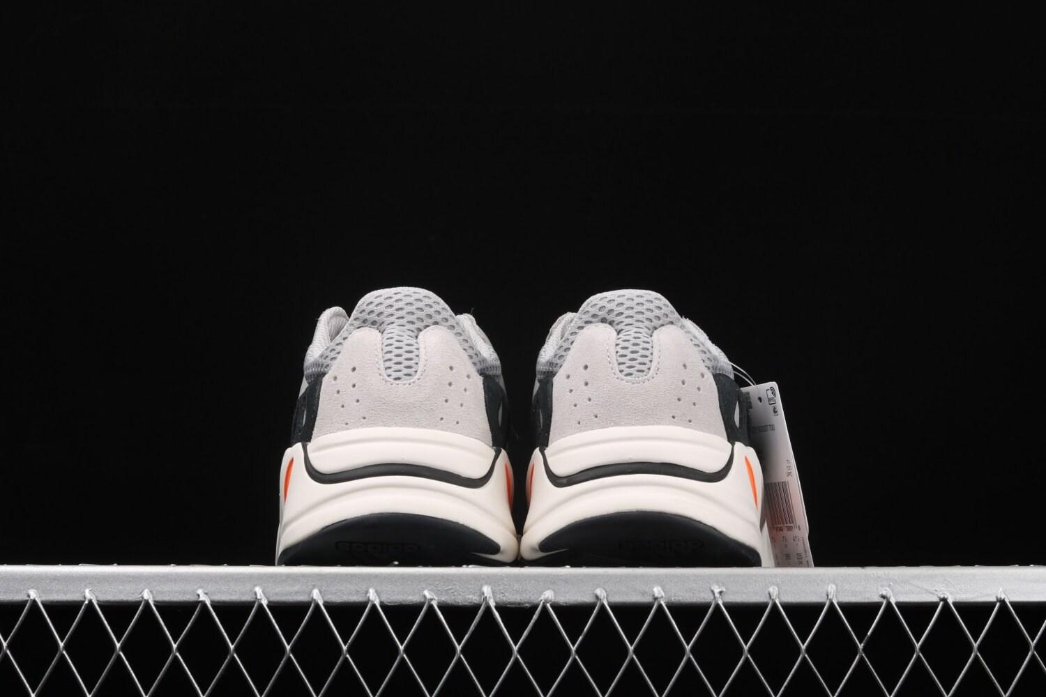 GIFT Yeezy Boost 700 Wave Runner Sneaker, Shoes for Men, Shoes for ...
