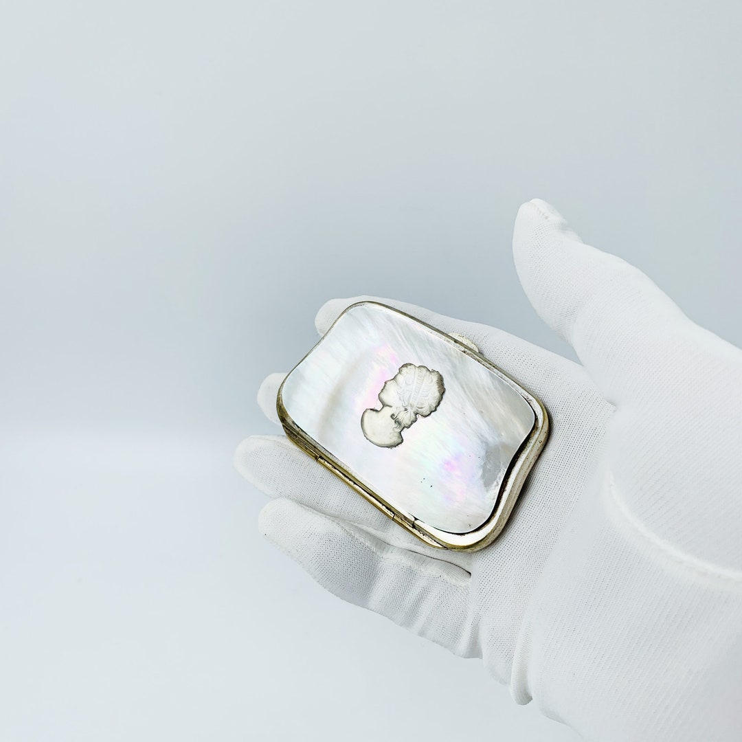 Antique Mother of Pearl Shell Purse, Small Coin Purse, Expanding ...