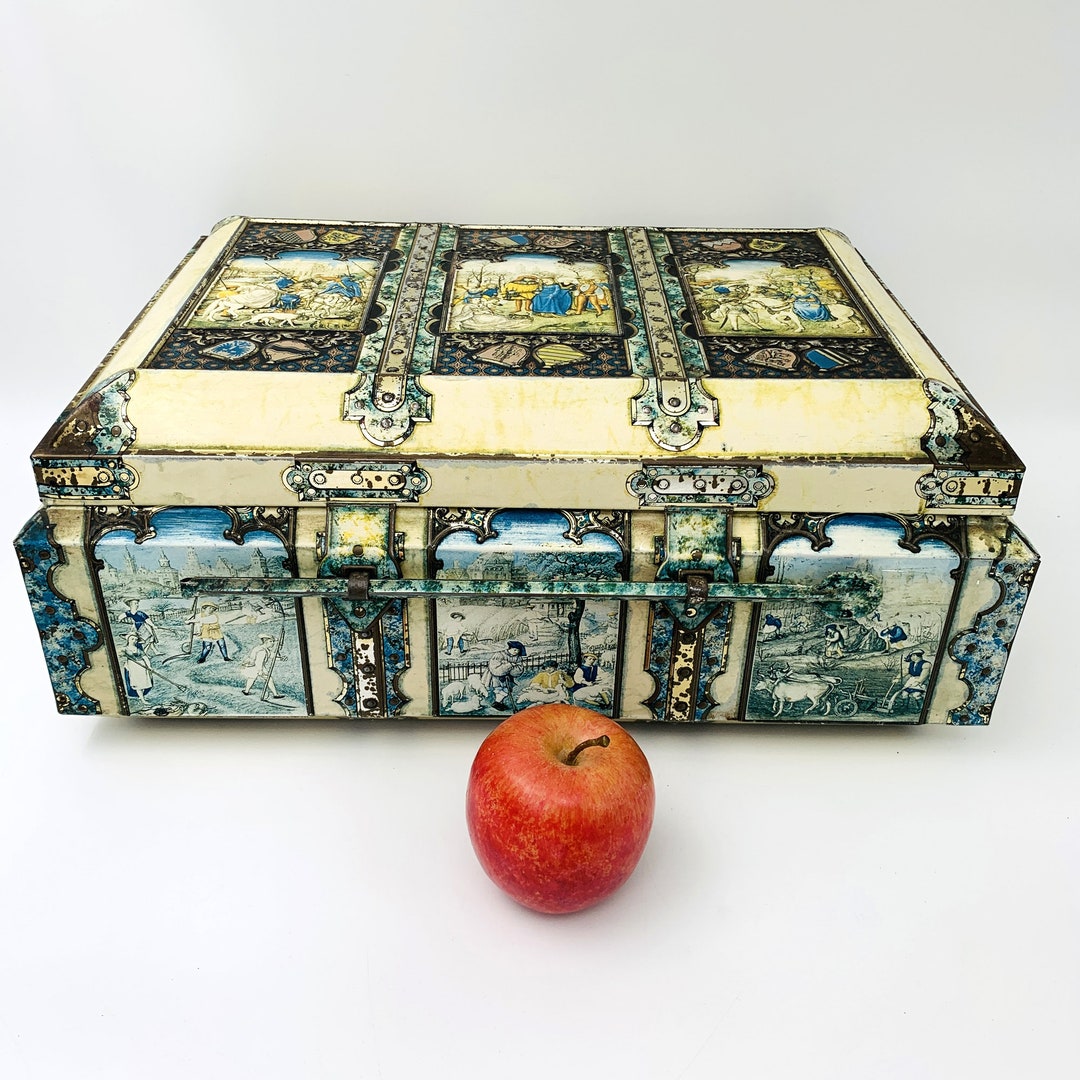 Vintage Giant Tin Box, a treasure Chest Lockable With a Tin Lock Pin ...