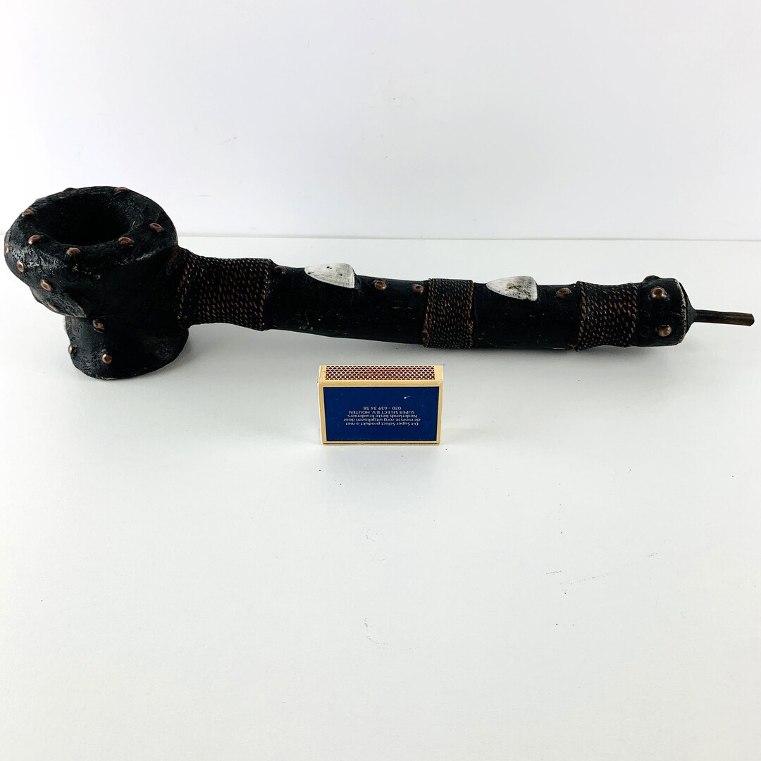 Rare, Captivating, and Sturdy African Tobacco Pipe by the Azande People ...