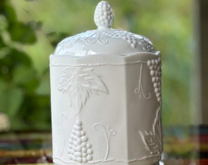 Fostoria Winburn White Milk Glass Cracker Jar Cookie Jar Canister With ...