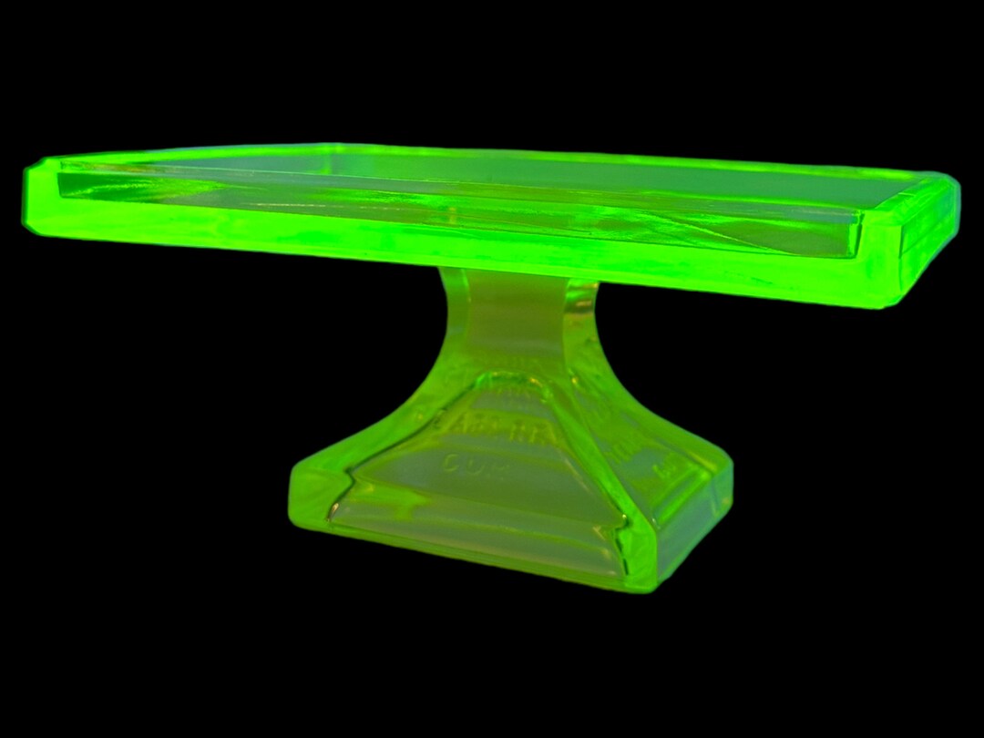 Clarks Teaberry Gum Store Display Stand Vaseline Glass Uranium Glow - Etsy