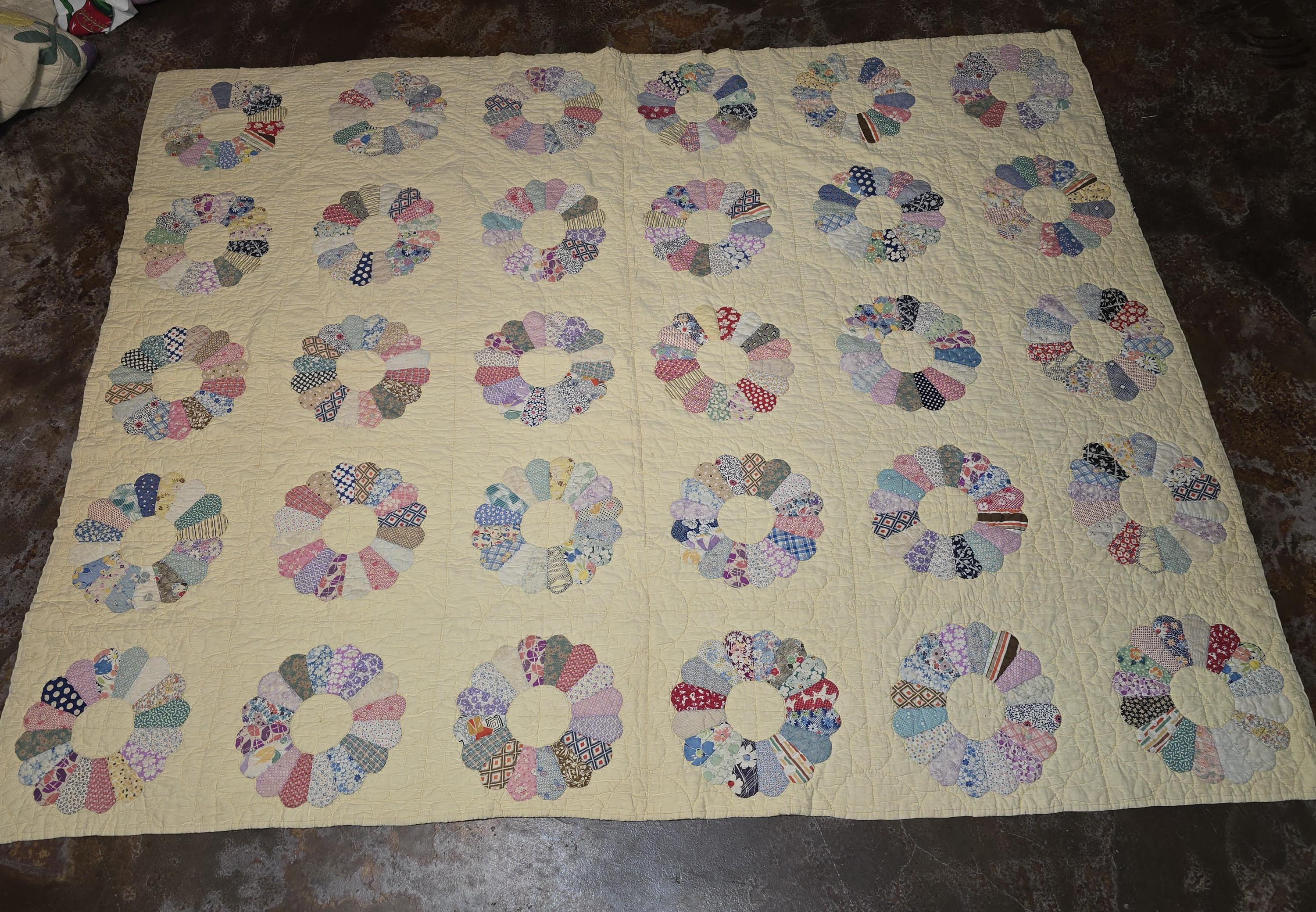 Vintage Dresden Plate Pattern Handmade Quilt - Etsy