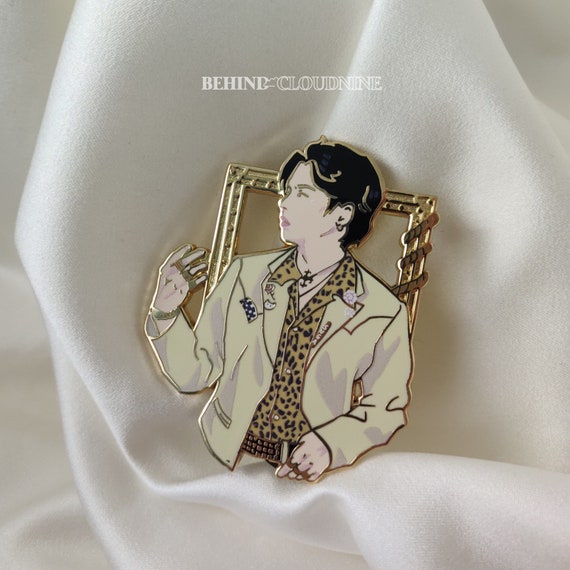 BTS Enamel Pin Suga That That Outfit - Etsy
