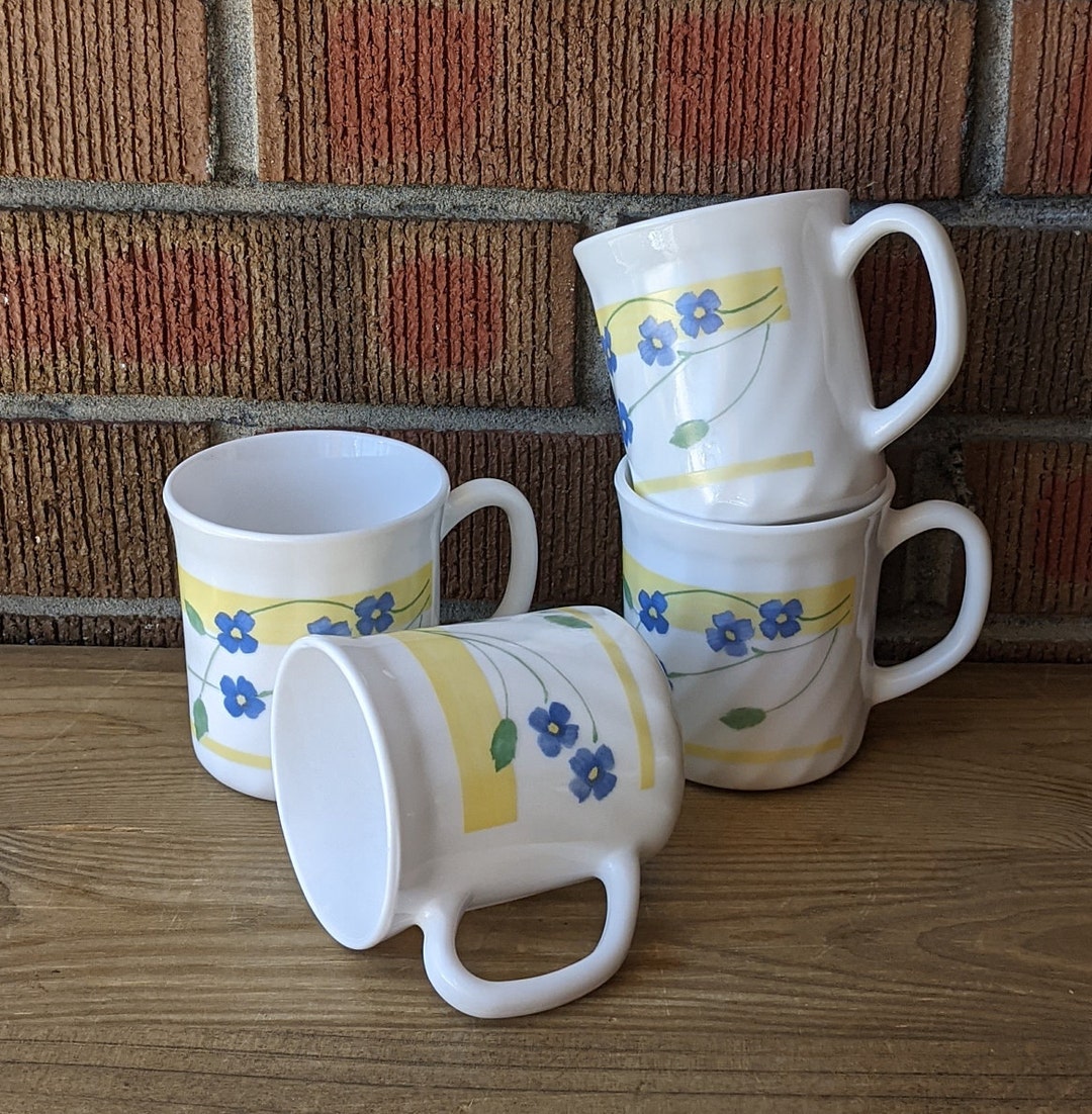 Vintage Arc France Set of 4 Mugs, Yellow With Periwinkle Flowers, Retro ...