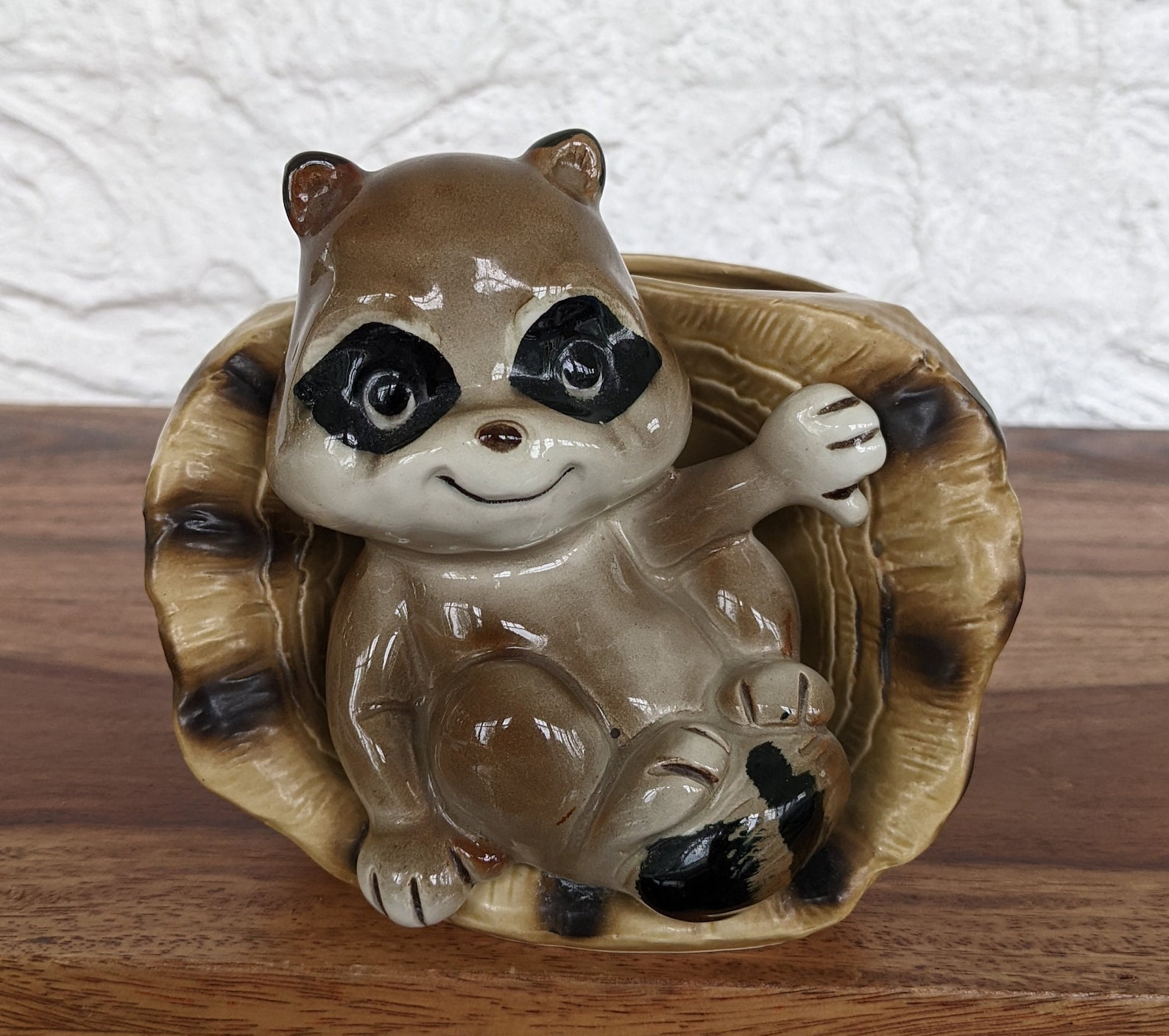 Vintage Ceramic Raccoon Planter Adorable Raccoon on Log - Etsy