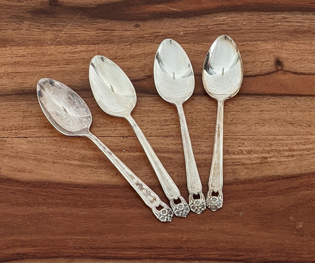 Vintage Set of 4 1847 Roger Bros Silverplated 5 O'clock Tea Spoons ...