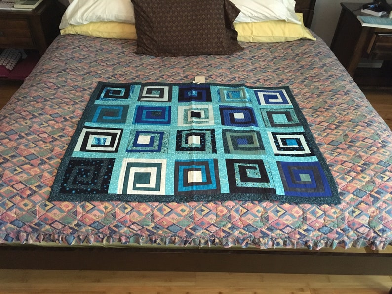 Blue Spiral Patchwork Baby Quilt - Etsy