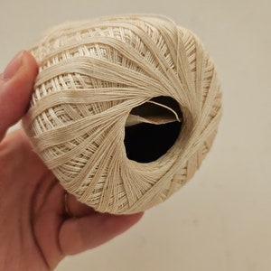 Pretty Cream Vintage Spool of Thread With Beautiful Vintage Style ...