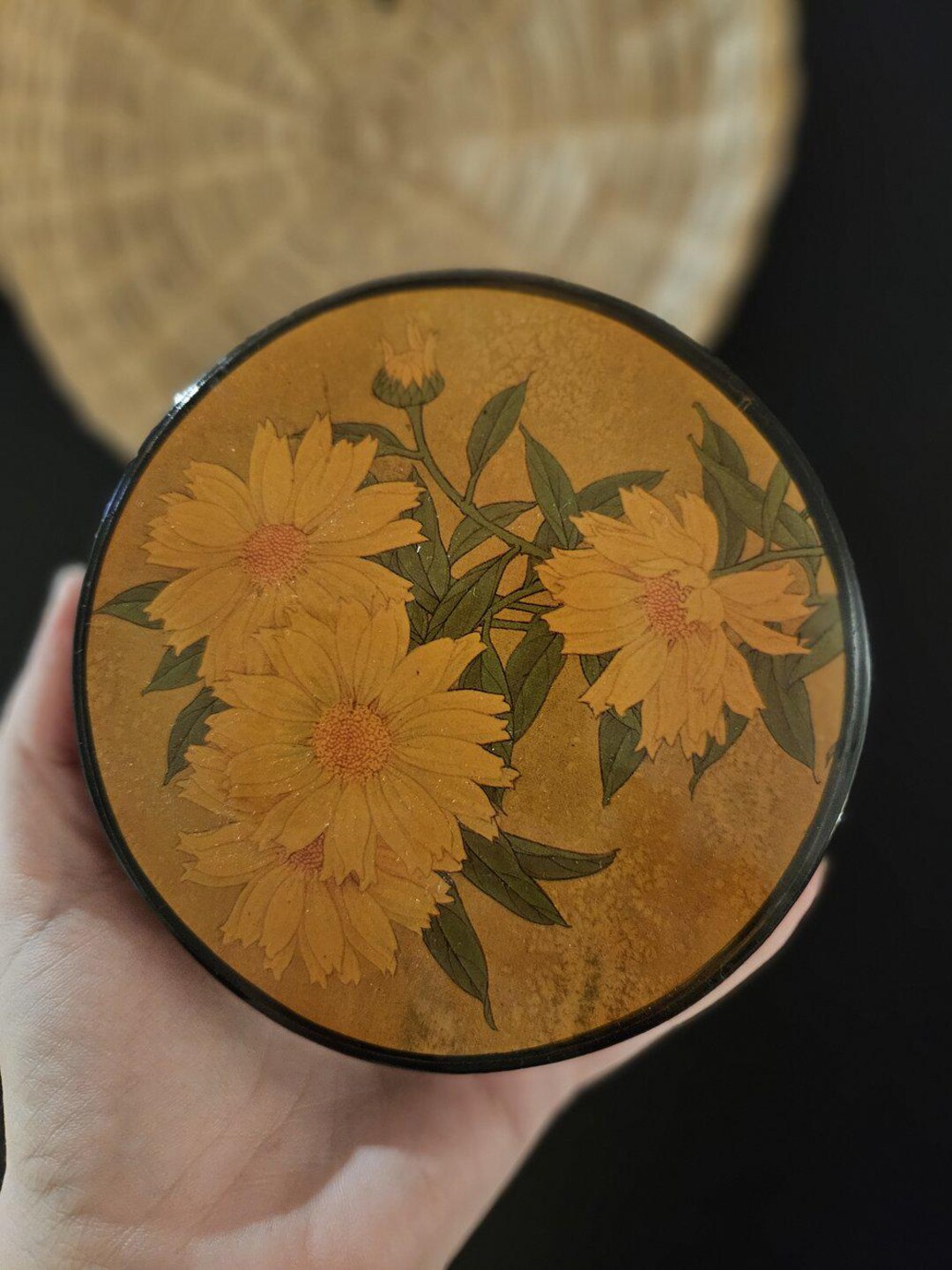 Vintage Floral Lacquerware Trinket Box | Round Decorative Keepsake Box ...