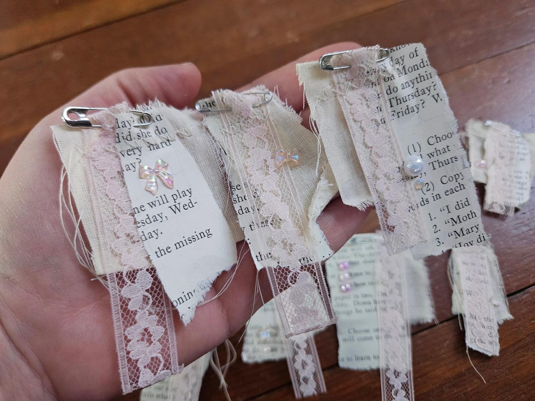 Vintage Lace & Pearl Safety Pin Clusters – Junk Journal Embellishments ...