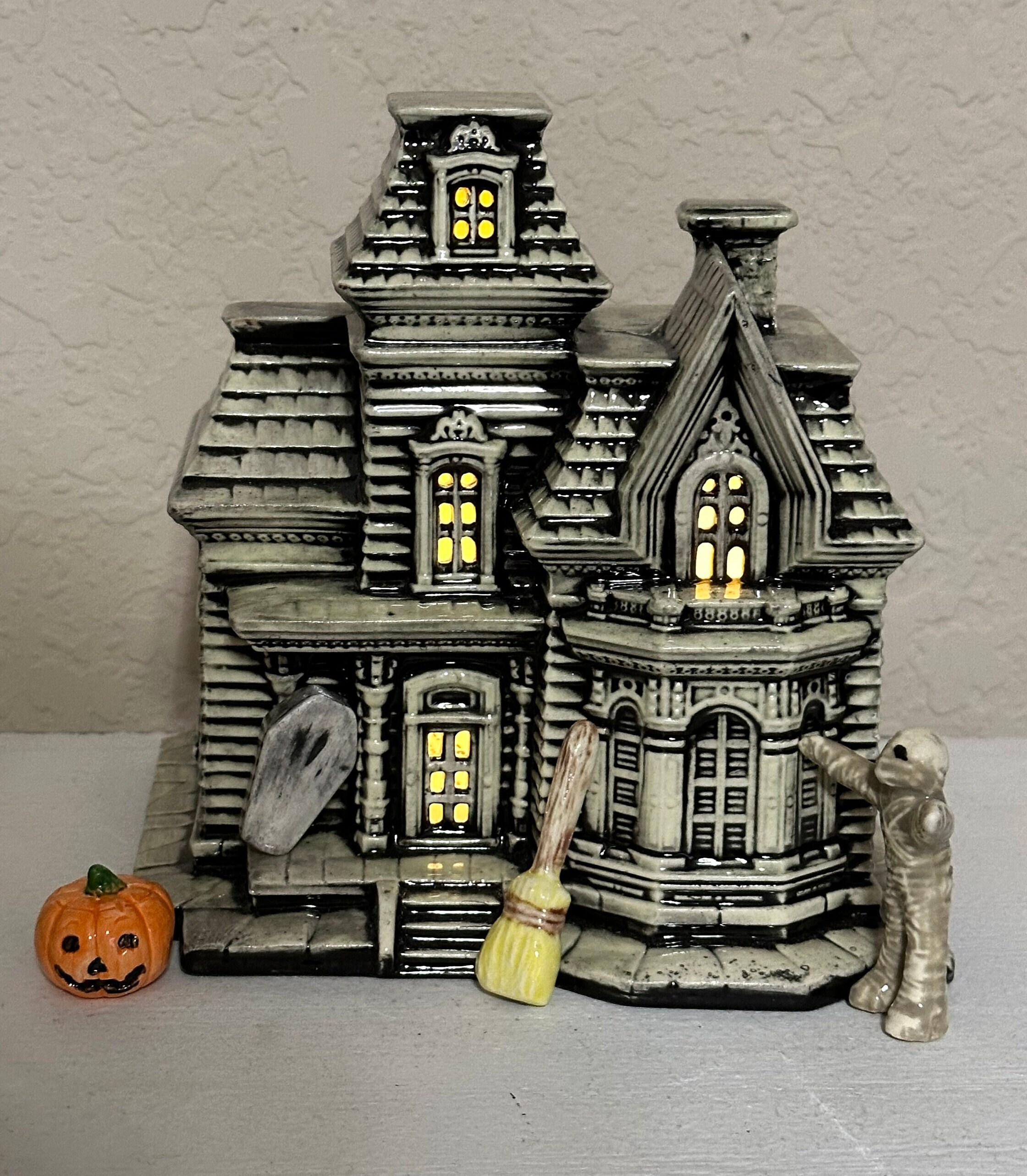 Ceramic Light up Haunted House - Etsy