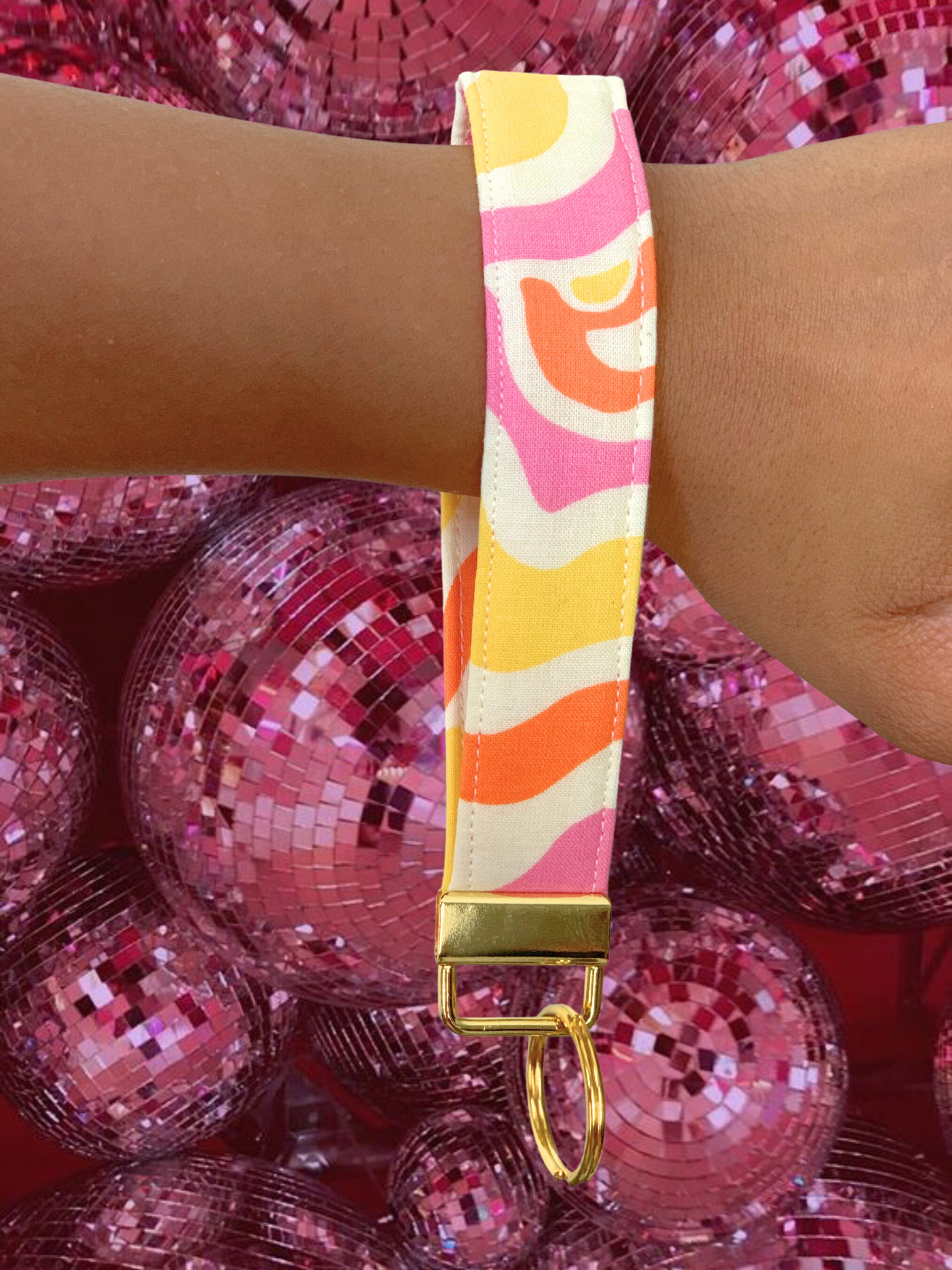 Groovy Retro Key Fob| Rainbow Swirl Key Fob | Wristlet Keychain ...