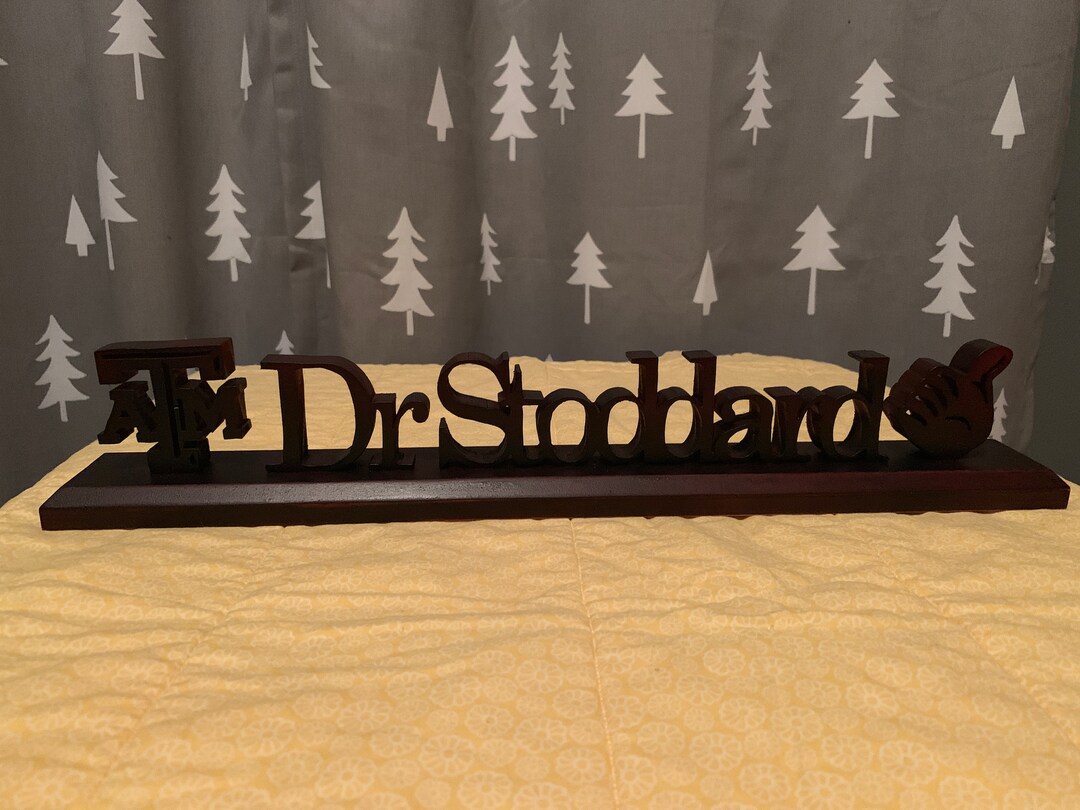 Customizes Wooden Name for Desk Plate, Custom Name Plates, Desk Name ...