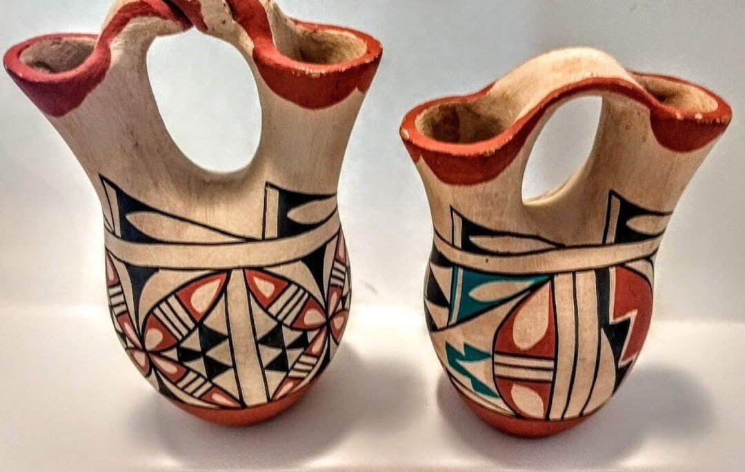 Wedding Vase Pueblo Pottery 7.5" Tall Southwest Vintage Signed by D. T ...