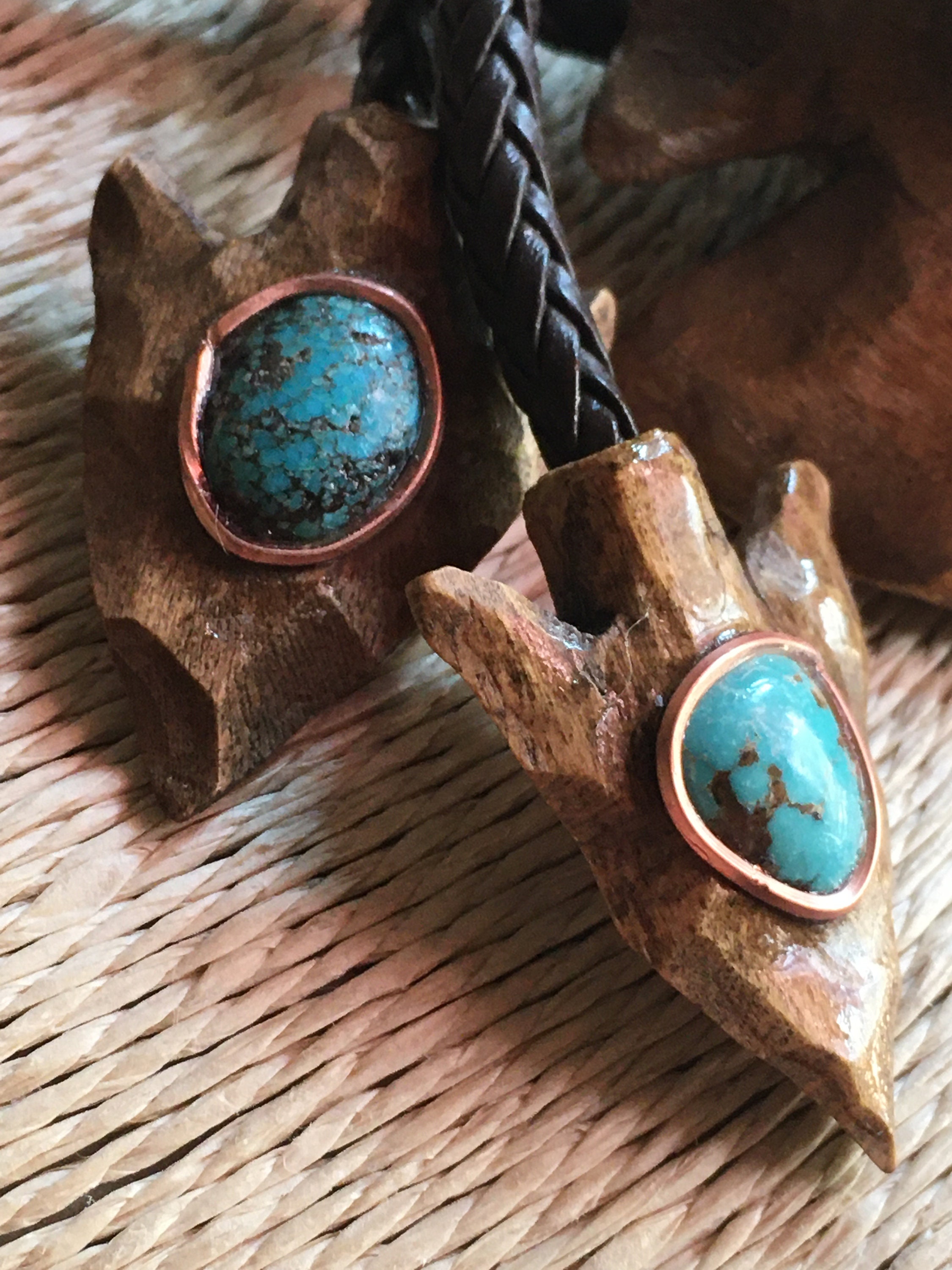 Unusual Hand-carved Arrowhead Bolo Wood and Turquoise Vintage Hallmark ...
