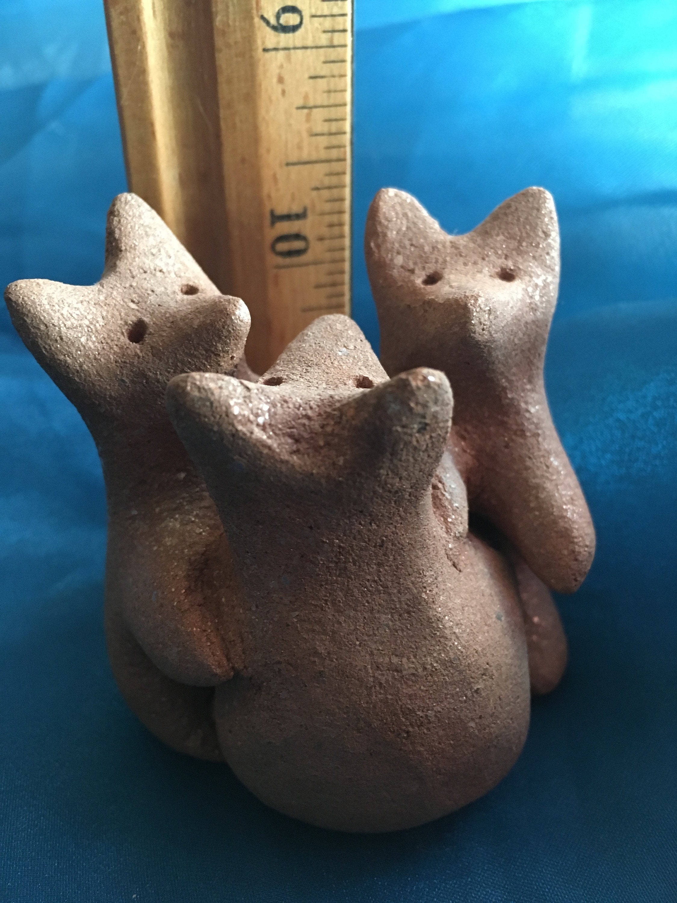 Taos Pueblo Micaceous Clay THREE BEAR Family Vintage Signed Jason ...