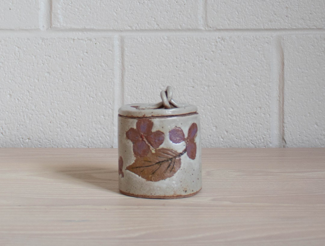 Ceramic Hydrangea Jar - Etsy