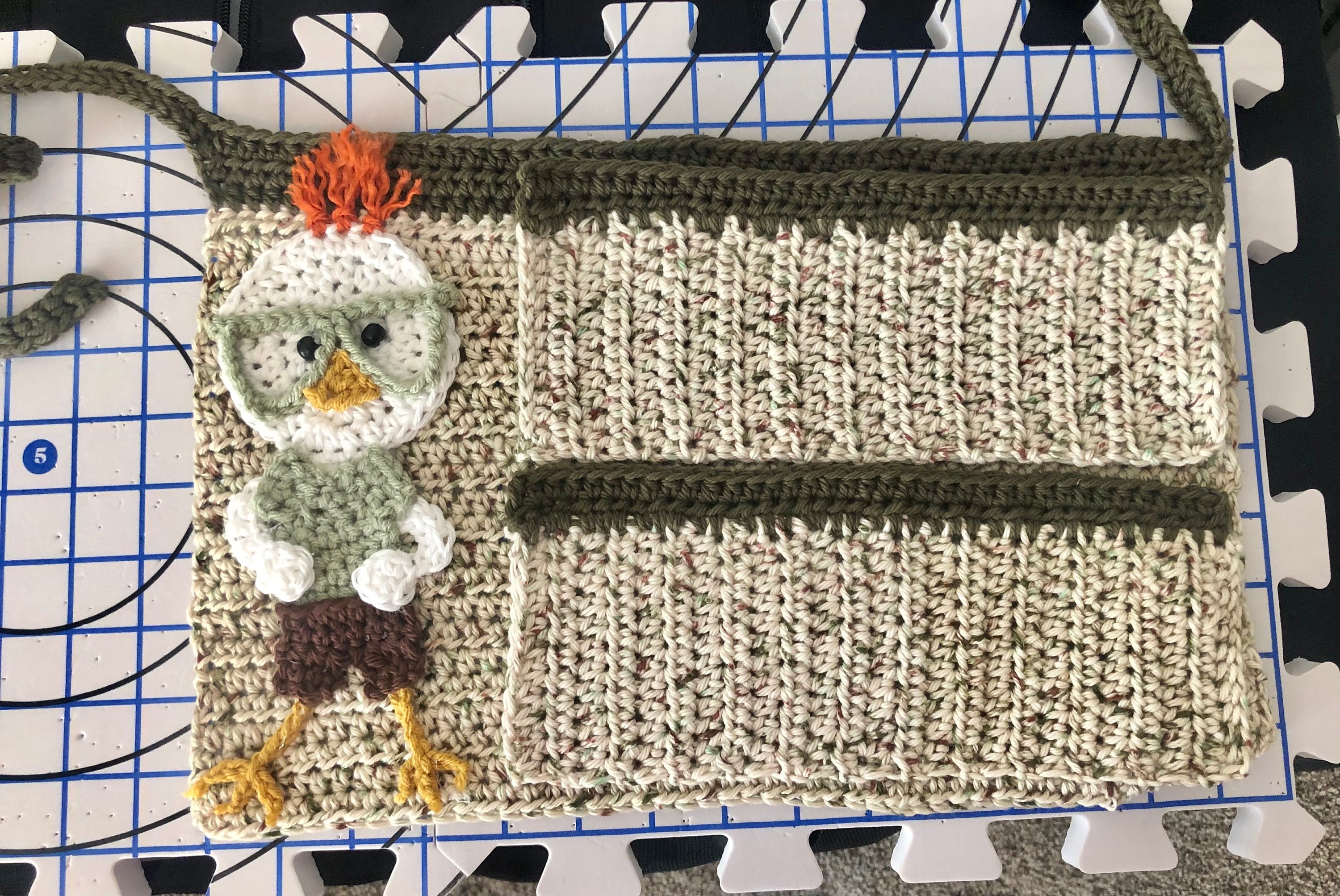 Li'l Chicken Apron Crochet Pattern, Egg Collecting Apron (digital ...
