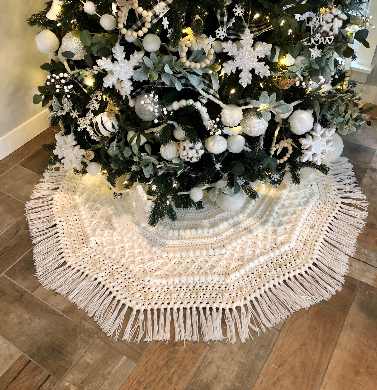 Boho Beaded Tree Skirt, Crochet Tree Skirt Pattern, Christmas Tree ...