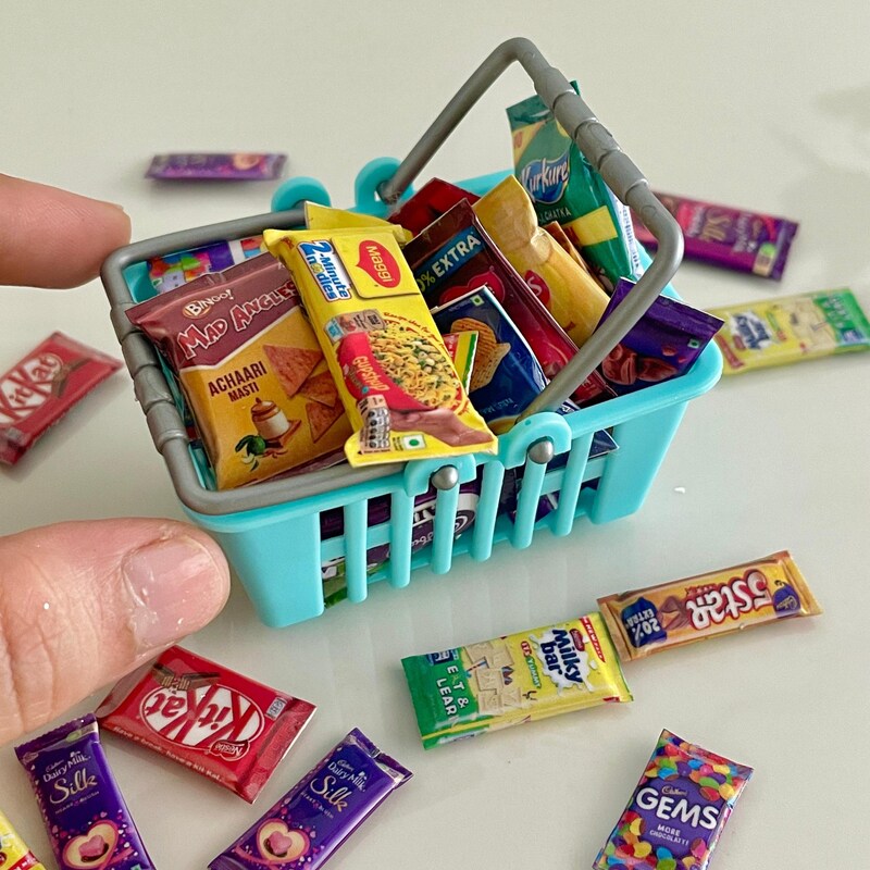 HelloMiniverse - Etsy