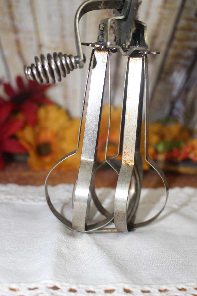 Ladd Beater No. 00 Hand Mixer 1920s Vintage United Royalties Corp. Wood ...