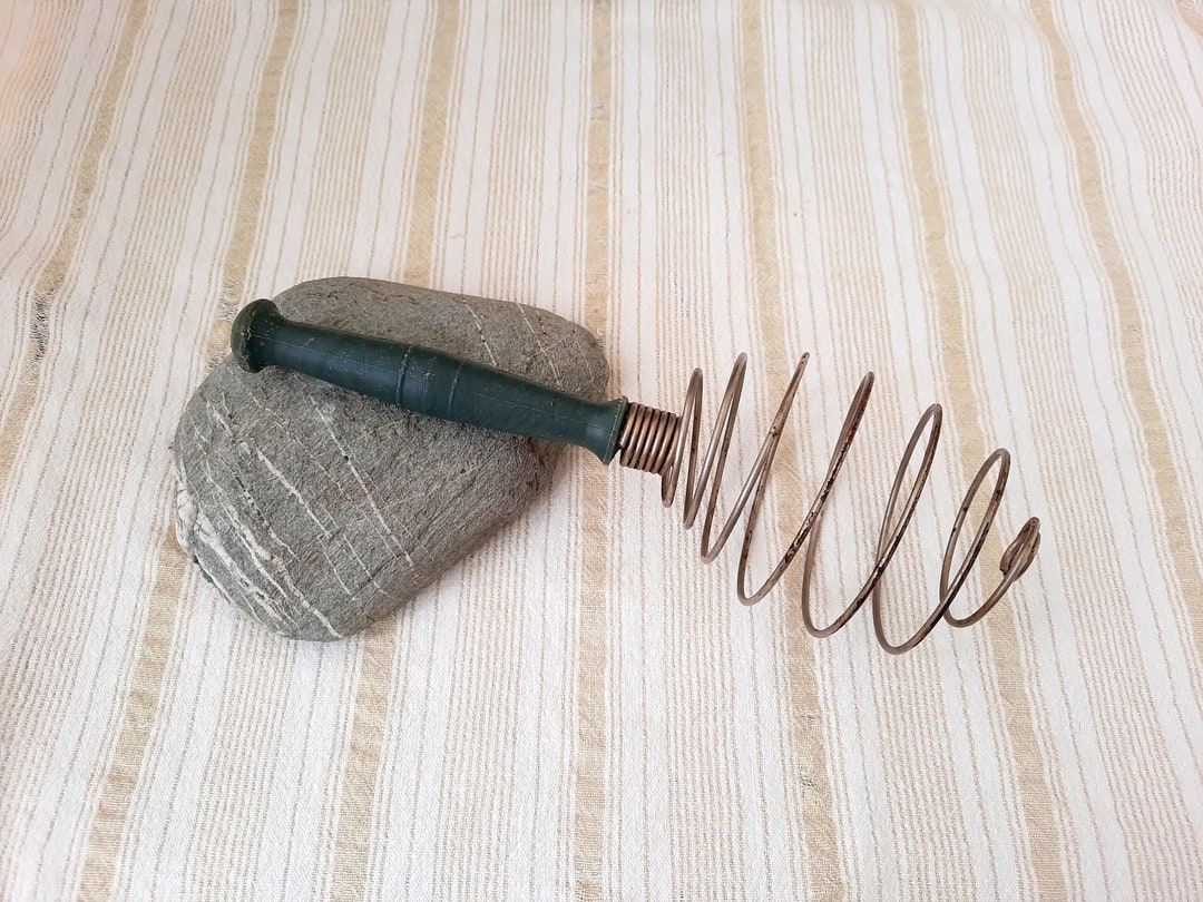 Vintage Hand Whisk for Eggs, Green Whisk - Etsy