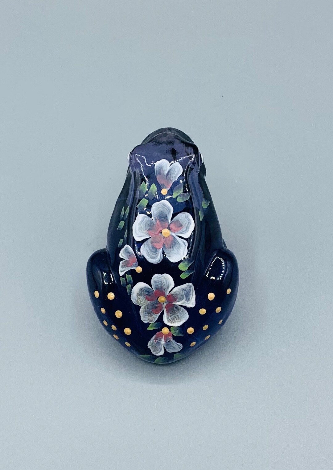 Fenton Art Glass Frog Violet Glass Glows With Black Light Handpainted ...